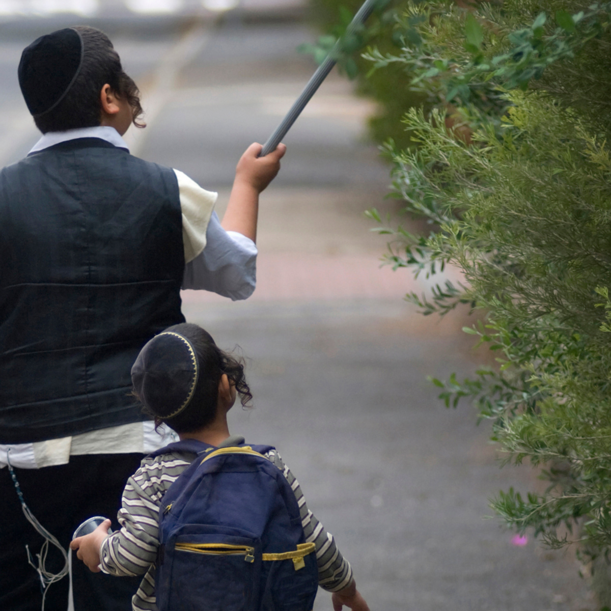 The Most Advanced Kosher Cell Phone | Planet Cell